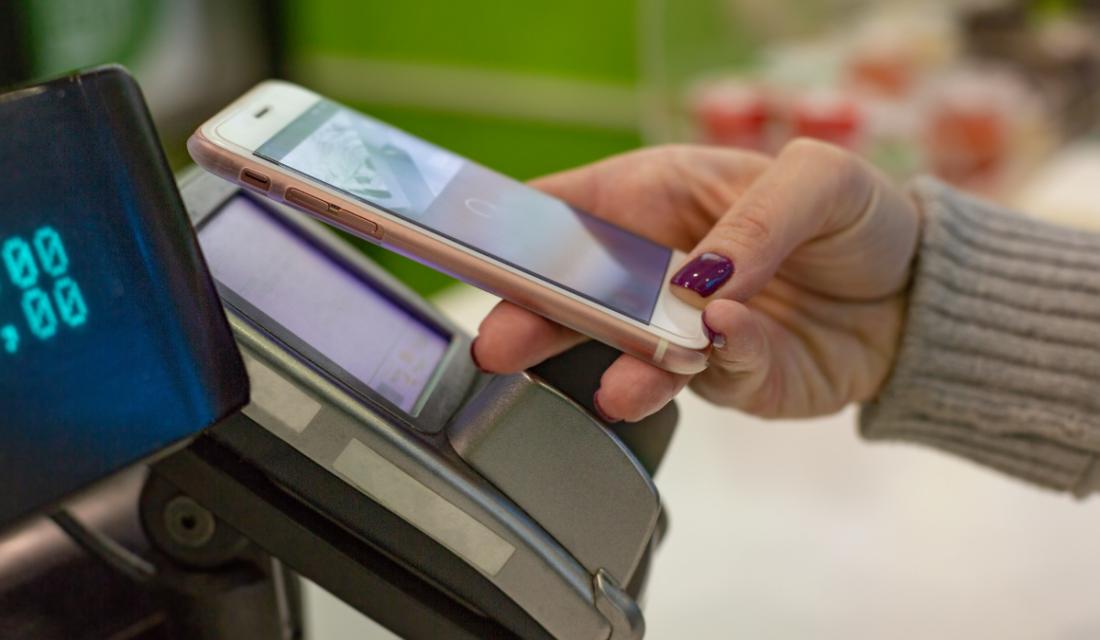 Mobil bezahlen: Was Sie über NFC-Bezahlkarten und Apps wissen sollten ...