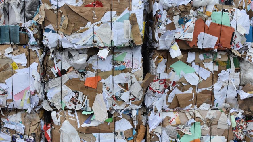 PET, PVC oder PP - das bedeuten die Recyclingsymbole auf Verpackungen ...